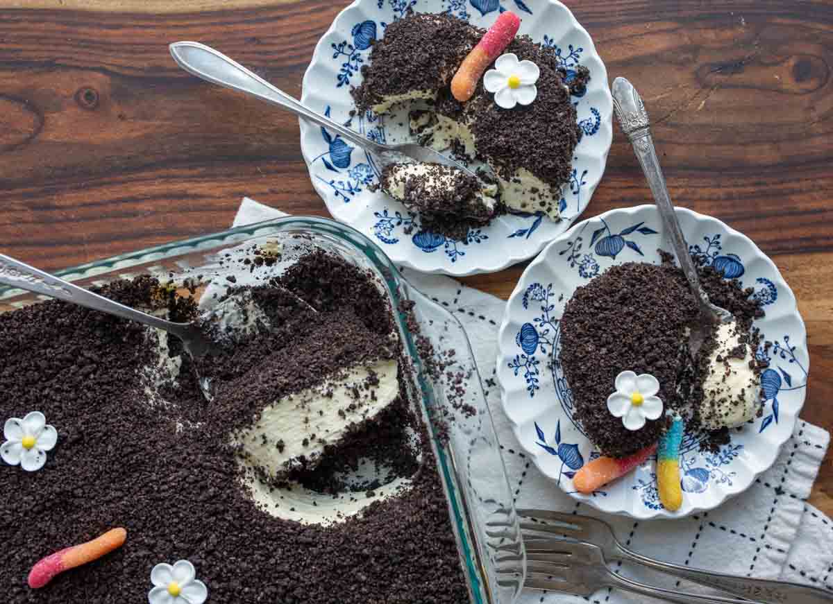 Top Oreo Dirt Cake Recipe Dirt Pudding Buckets
